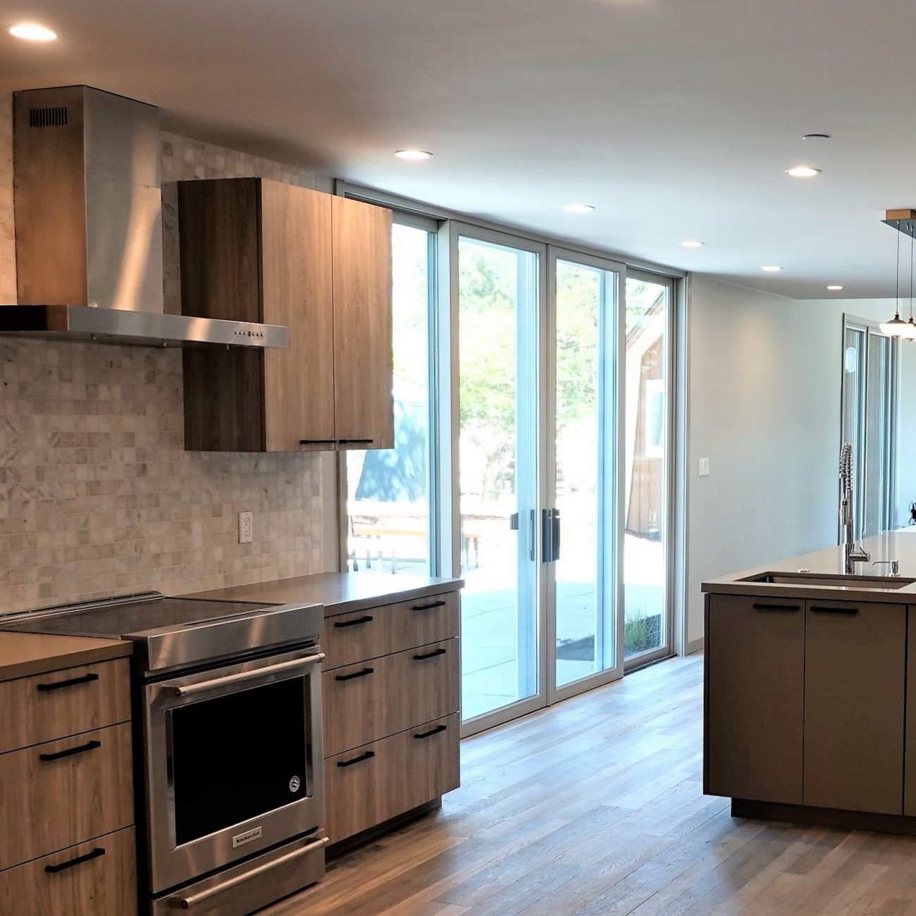 Cabinets with Slab doors - Best Buy Cabinets